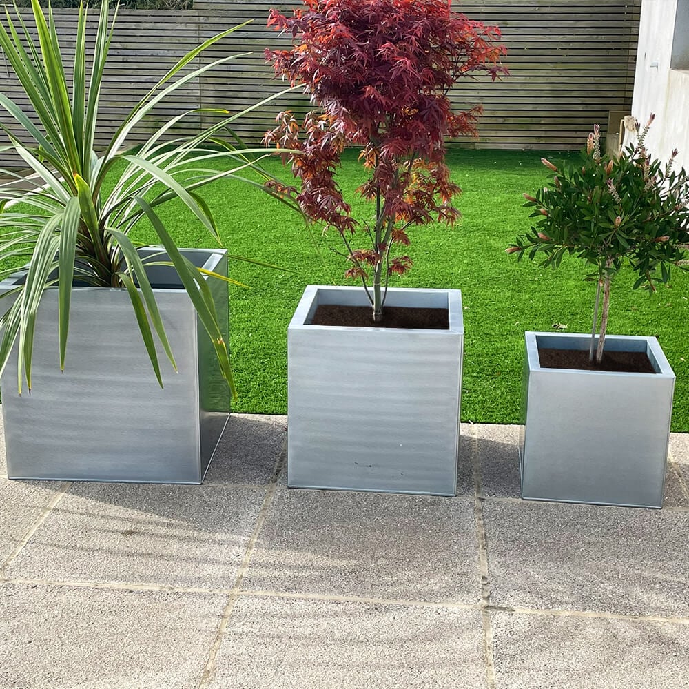 Silver Zinc Cube Planters in Aluzinc Finish – Garden Netting